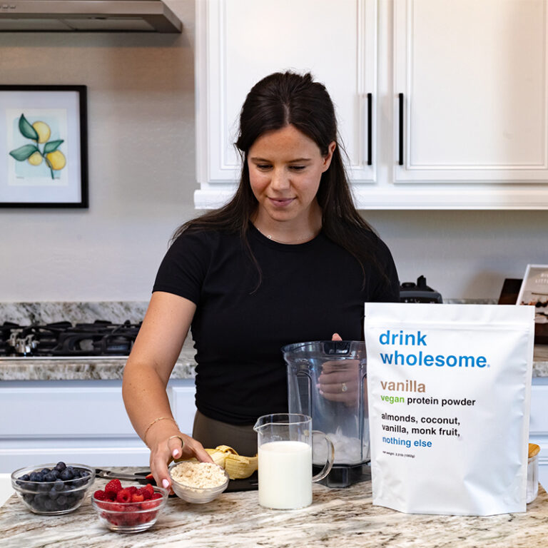 The Best Protein Powder for PCOS – According to a Dietitian